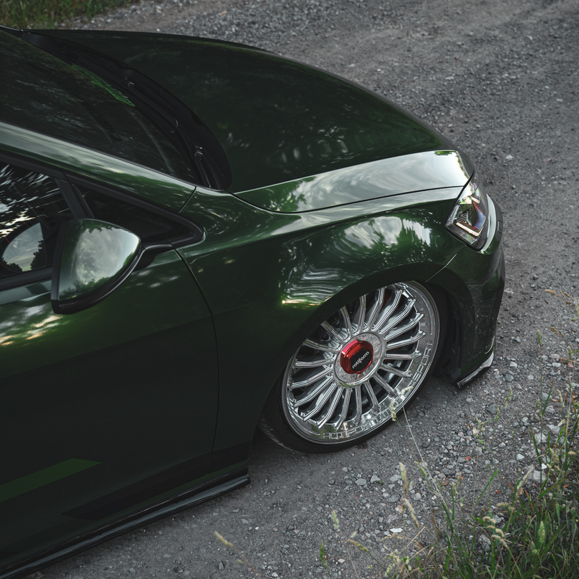 VViViD Gloss Black Pearl vinyl wrap NEW – VViViD Shop Canada